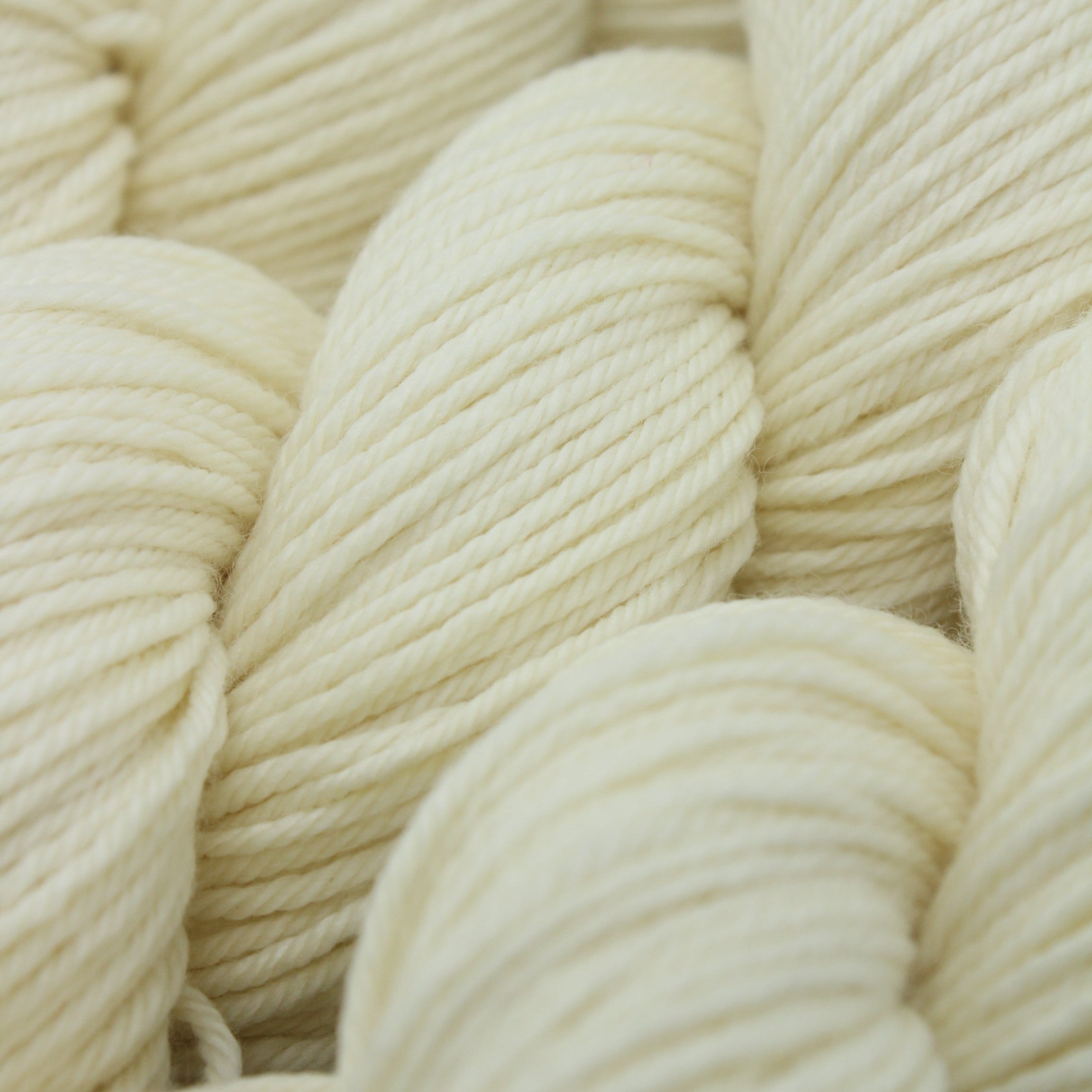 Ivory - Hand dyed 100% Merino yarn – Skein Machine